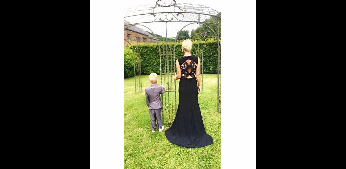Photo : Amélie Neten et son fils Hugo sur Instagram, samedi 30 juillet ...