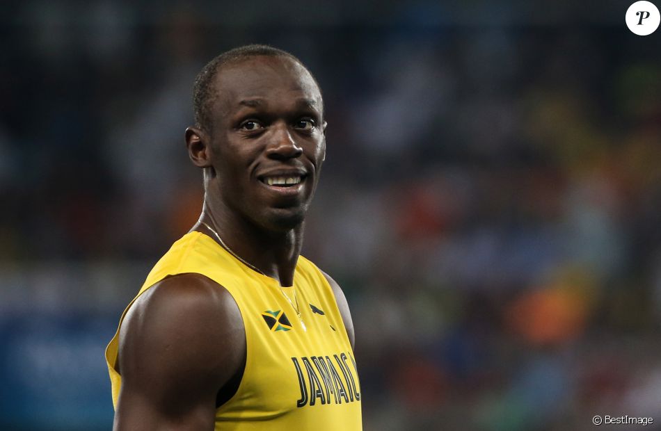 Usain Bolt se prépare pour la demi-finale du 200 mètres homme aux jeux ...