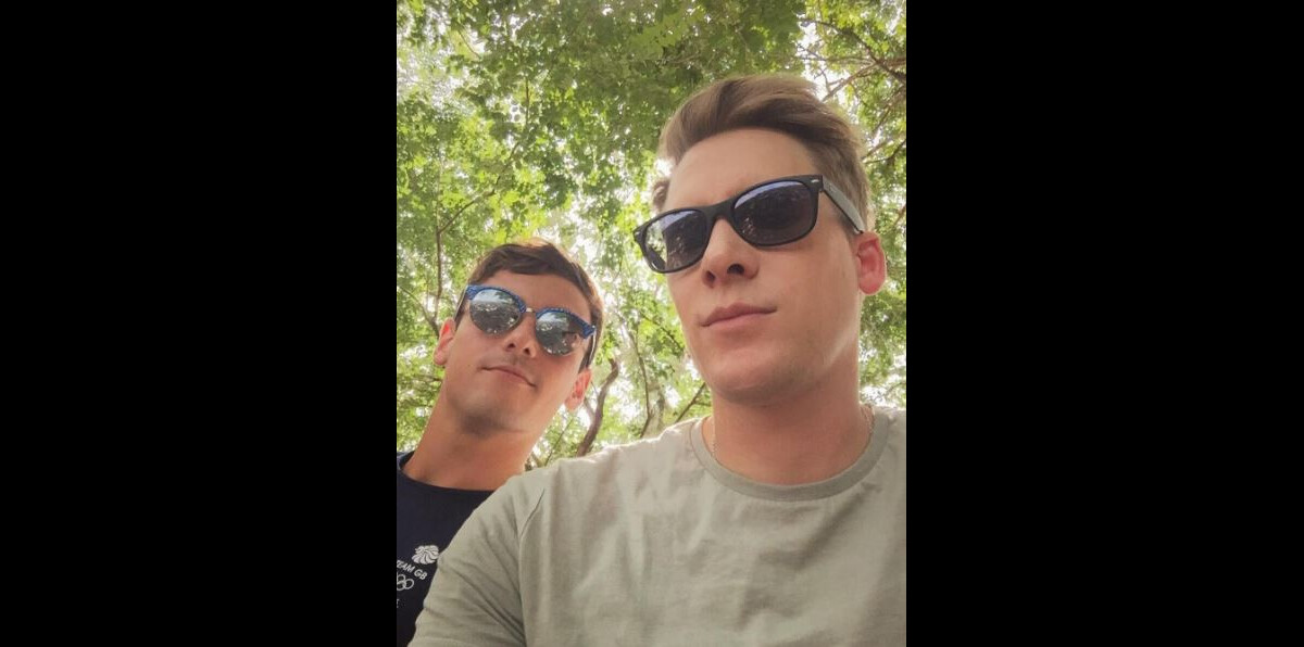 Photo : Tom Daley et Dustin Lance Black, sur Instagram, juillet 2016 ...