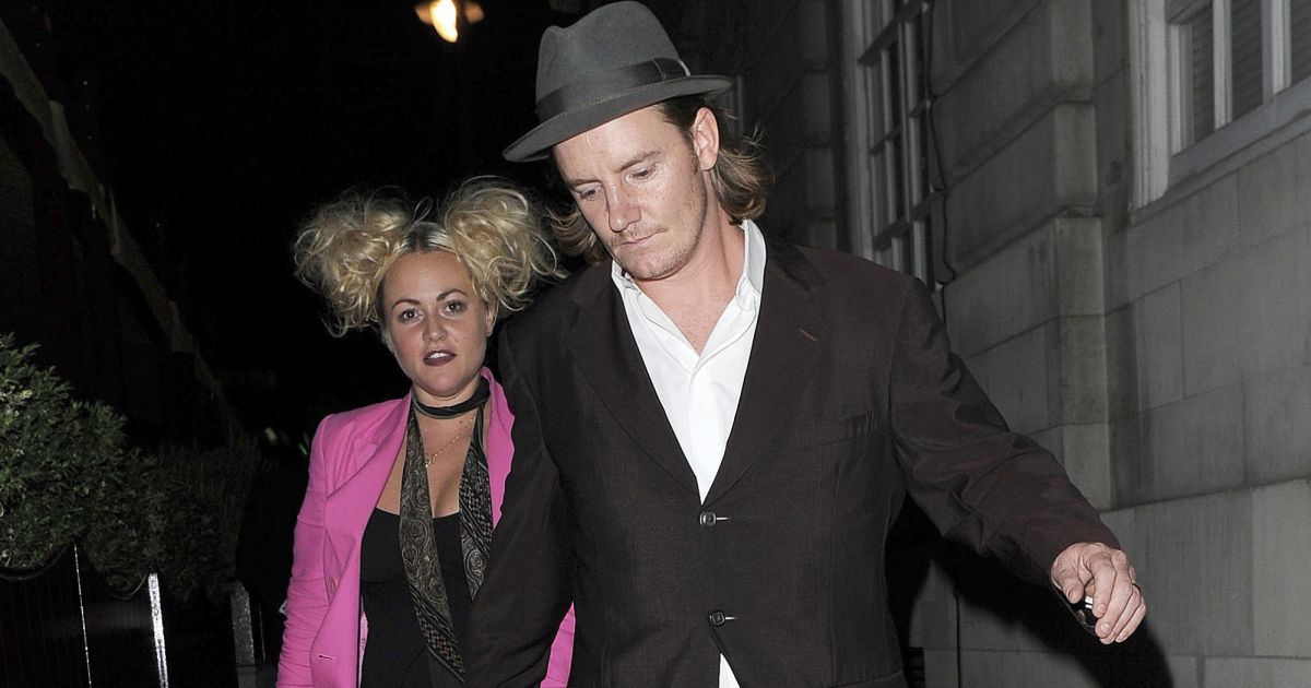 Jaime Winstone, James Suckling à la sortie du club Loulou à Londres ...
