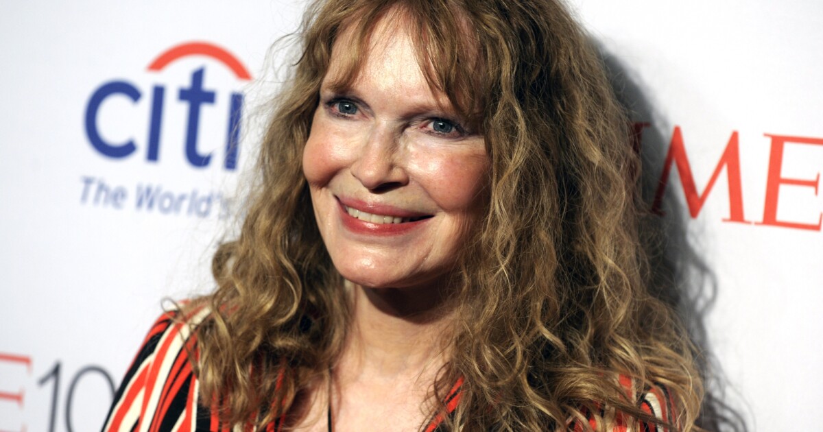 Mia Farrow : Son fils Thaddeus, paraplégique, est mort à 27 ans ...