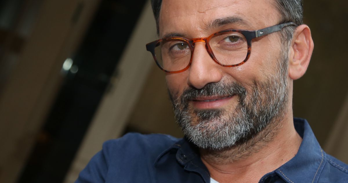 Exclusif - Frédéric Lopez arrive pour l'enregistrement d'une émission ...