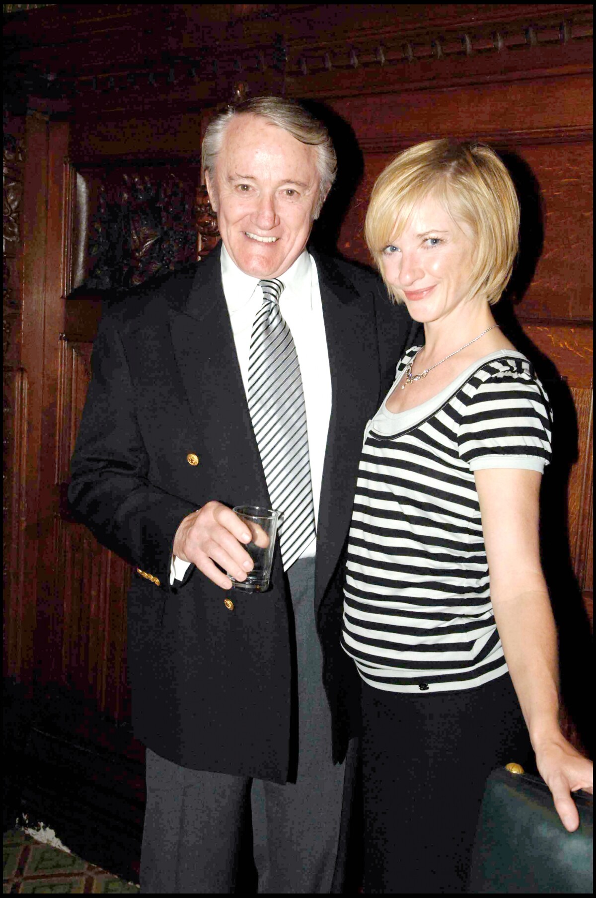 Photo : ROBERT VAUGHN ET JANE HORROCKS - DINER A LONDRES POUR "THE ...