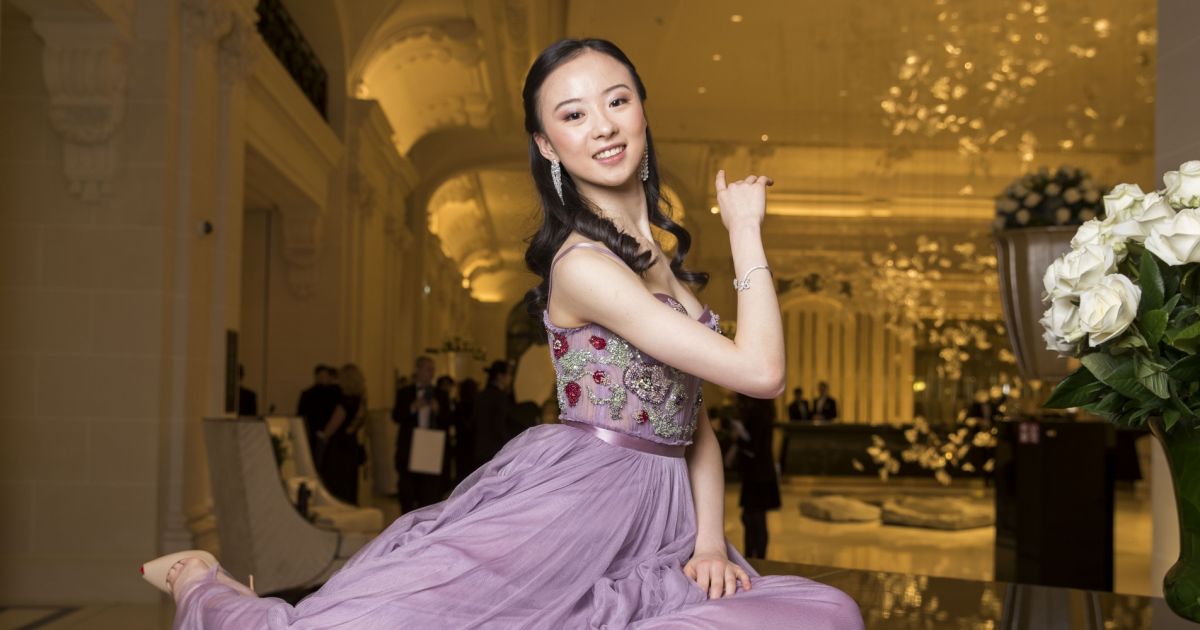 Préparatifs - Yu Hang (robe Alexander McQueen) - Vingt-quatrième ...