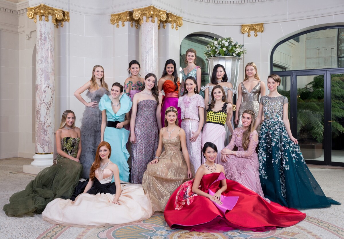 Photo : Photo Officielle - Alexina Fontes Williams (Robe Yanina Couture ...