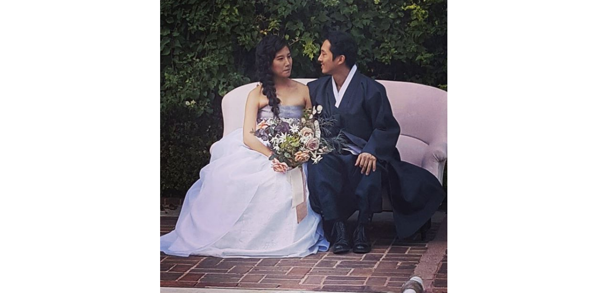 Photo : Steven Yeun de la série The Walking Dead a épousé sa chérie ...