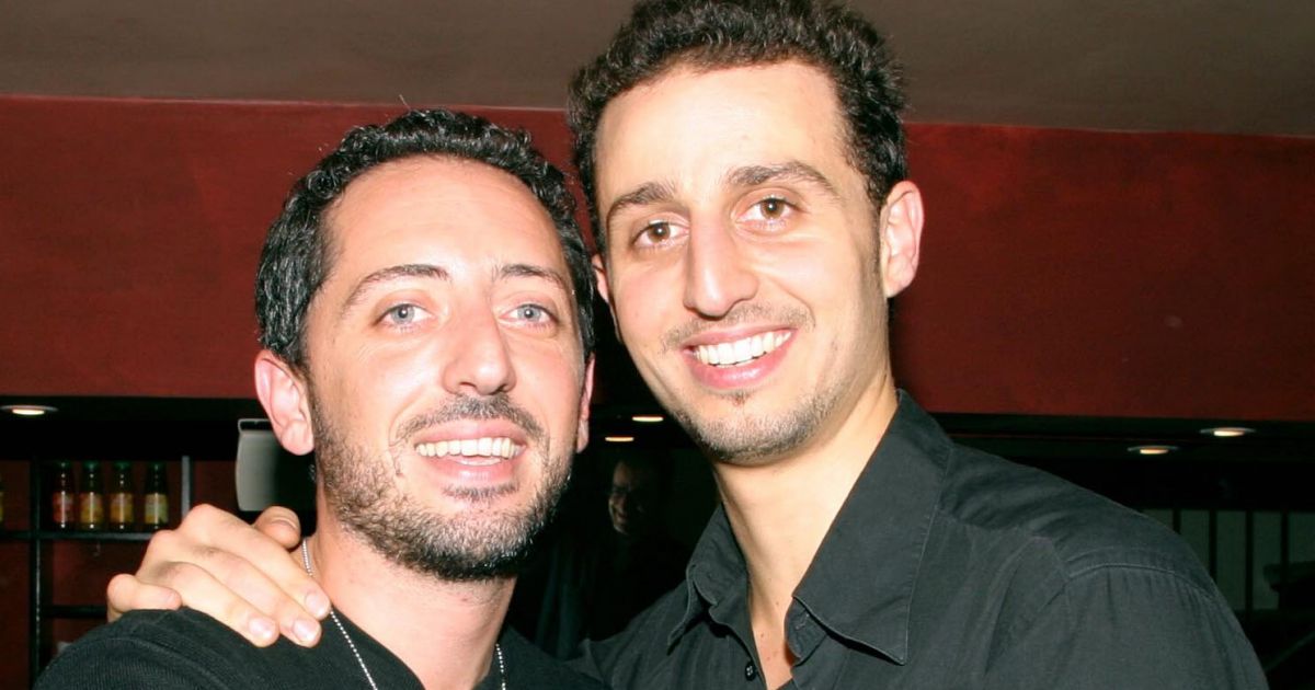 Gad Et Son Frère Arié Elmaleh à Paris En 2003 Purepeople