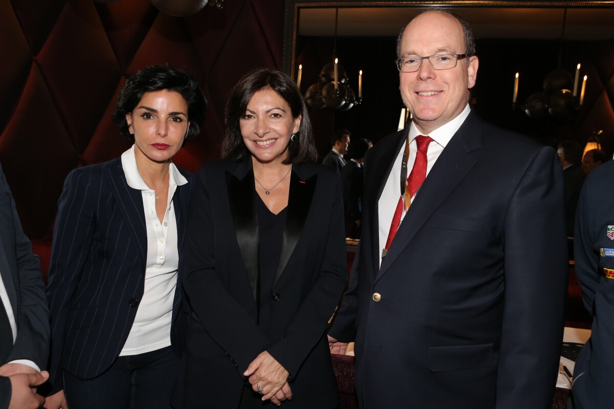 Photo : Anne Hidalgo entre Rachida Dati et le prince Albert II de ...