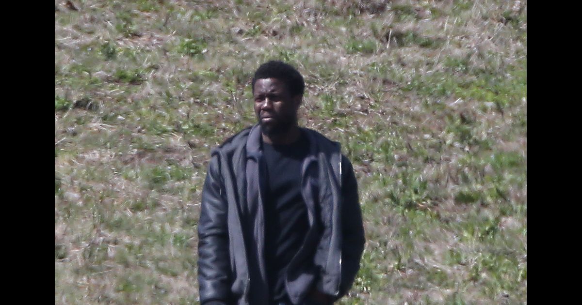 Kevin Hart sur le tournage d'une scène de The Untouchables, le remake ...