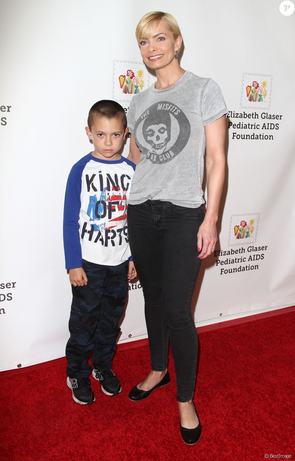 Jaime Pressly et son fils Dezi James Calvo à la 26ème soirée caritative ...