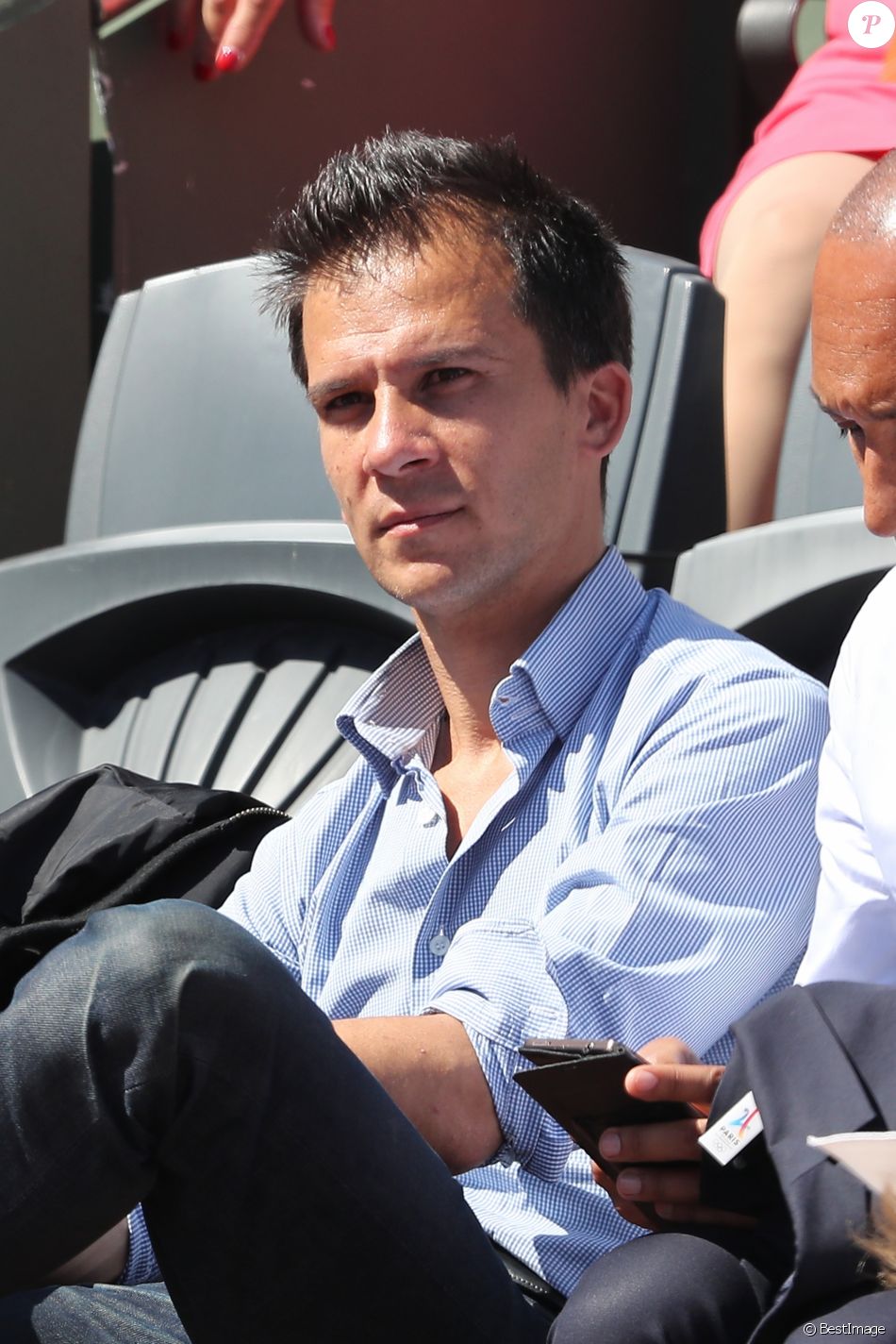 Gaspard Gantzer dans les tribunes des internationaux de France de ...