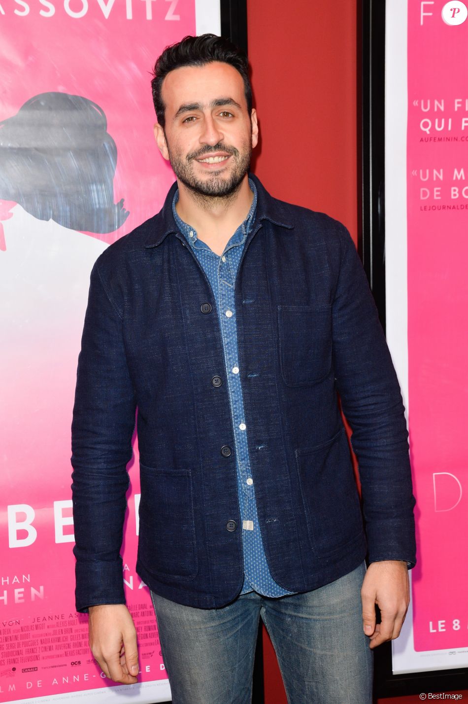Jonathan Cohen lors de l'avant-première du film De plus belle au cinéma ...
