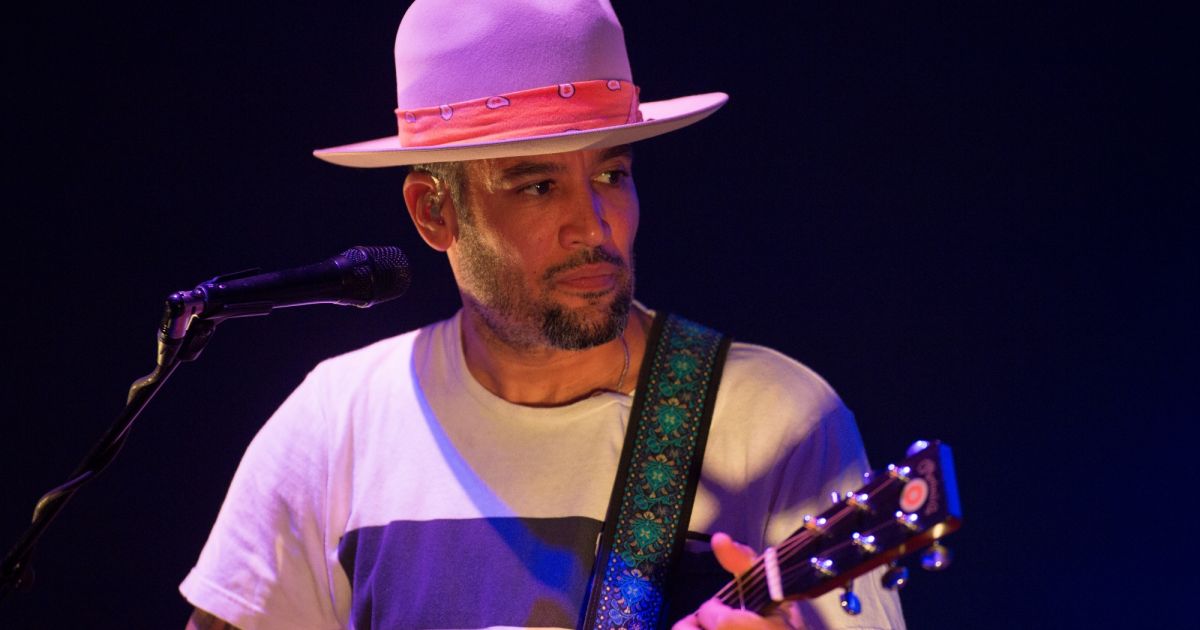 Ben Harper en concert au Zenith de Lille le 19 octobre 2016. © Stéphane ...