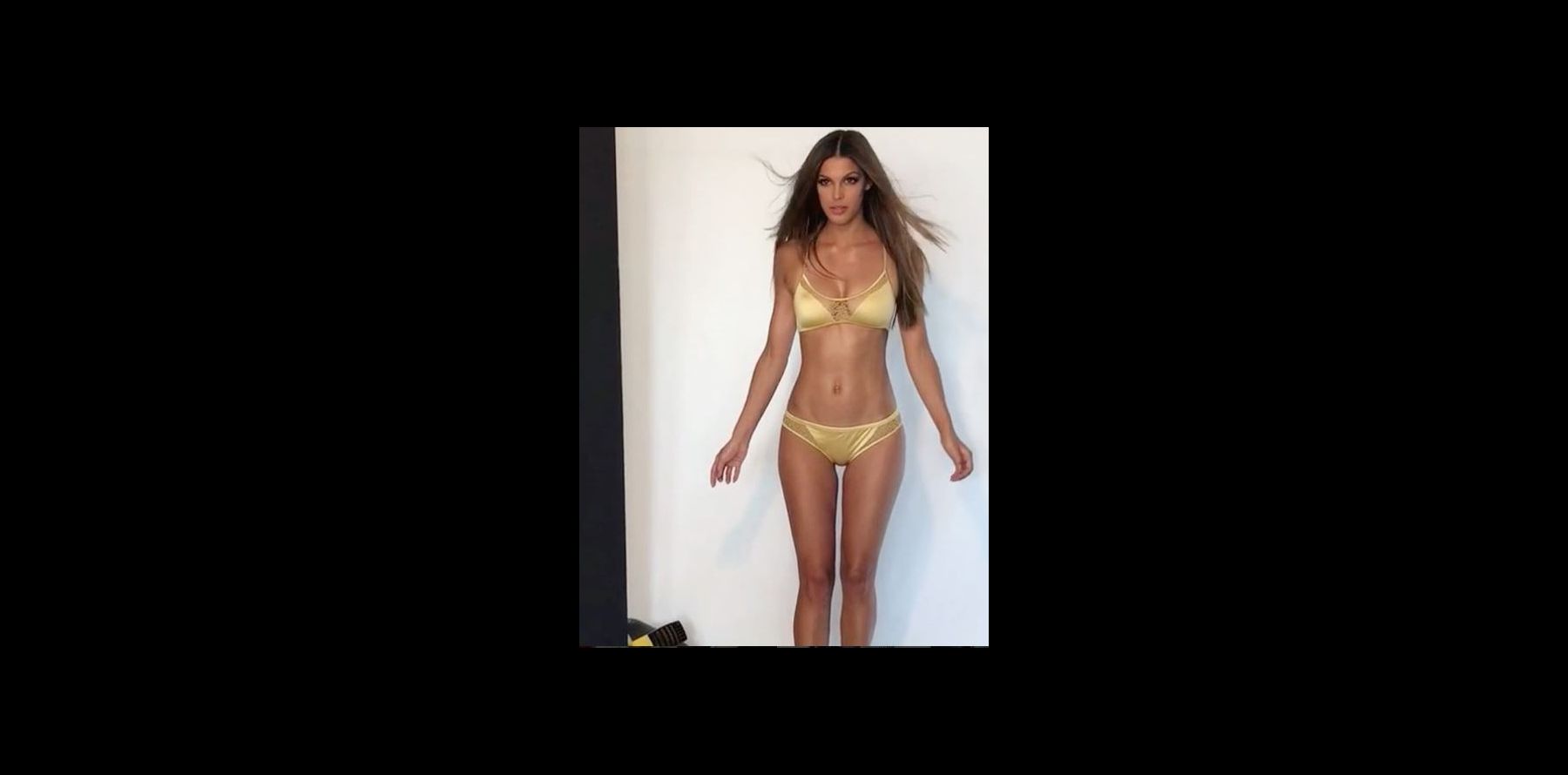 Iris Mittenaere : Miss Univers est une bombe en lingerie mais frôle l'accident - Purepeople