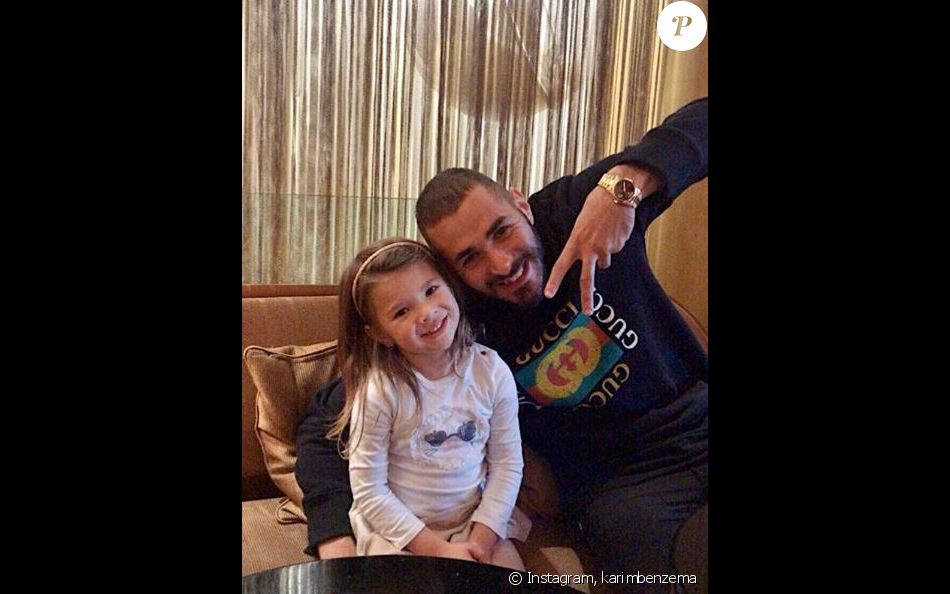 Karim Benzema pose avec sa fille Mélia, 3 ans, sur Instagram le 6 ...