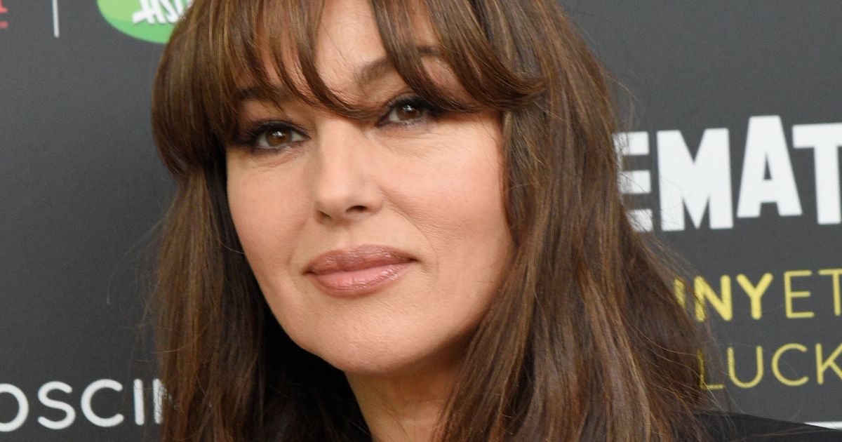 Monica Bellucci inaugure l'exposition Goscinny et le cinéma - Astérix ...