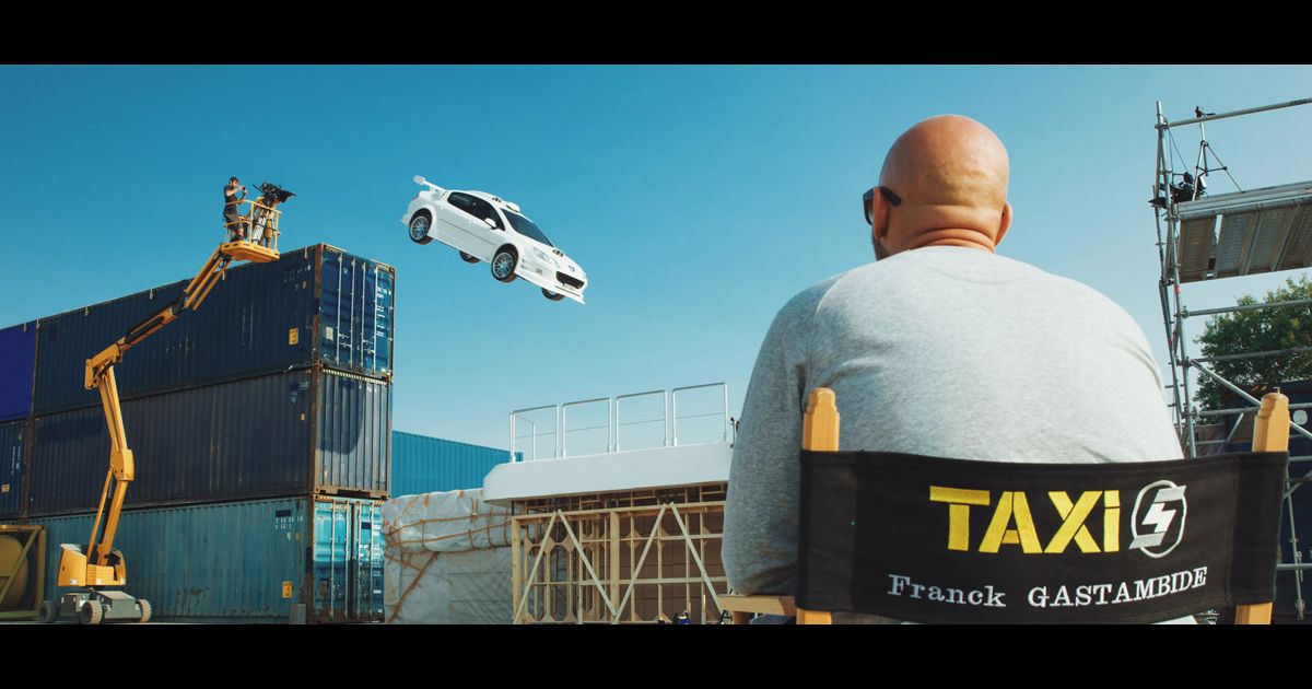 Séquence d'action sur Taxi 5 - Purepeople