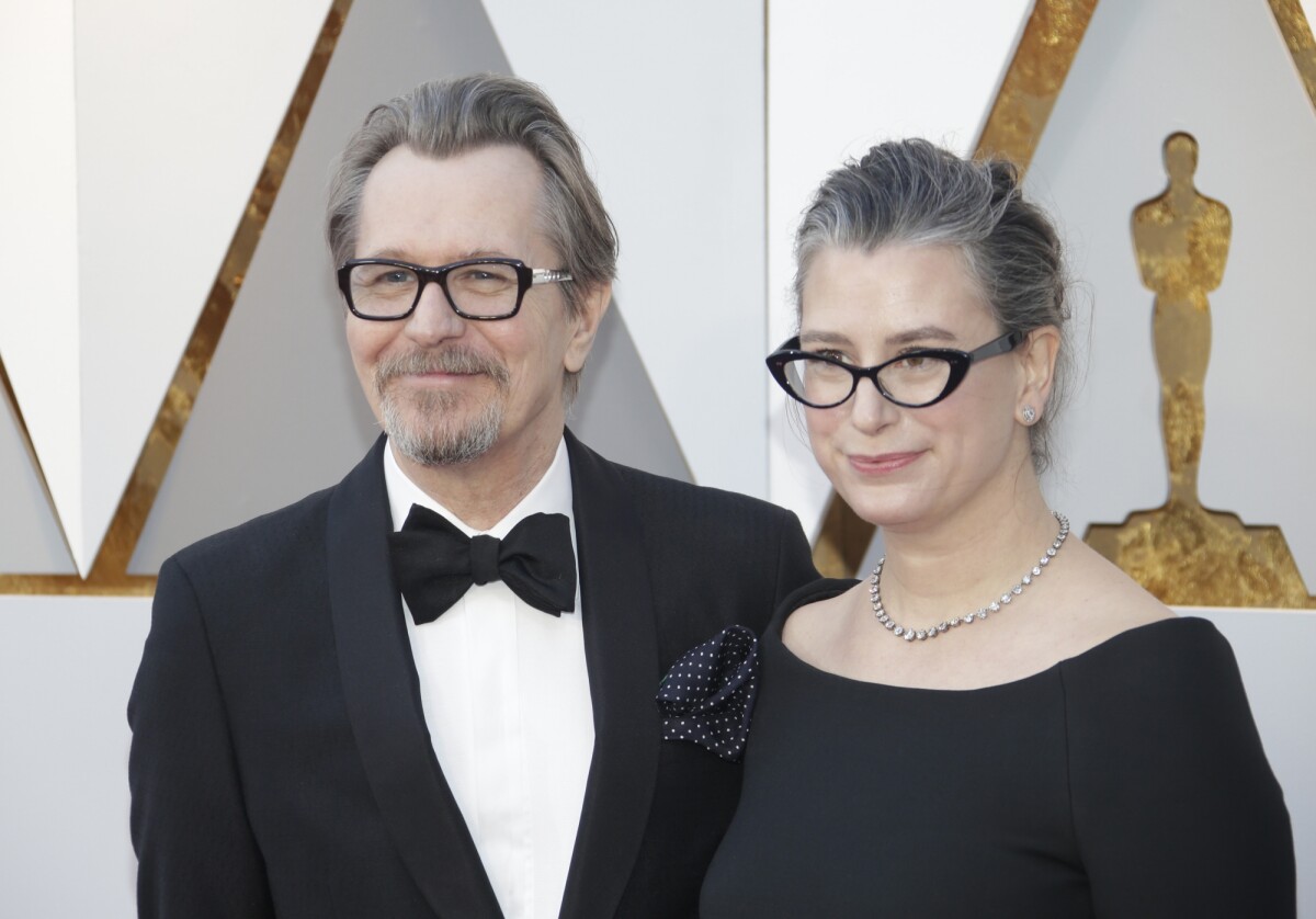 Photo : Gary Oldman et Gisele Schmidt aux Oscars 2018 - Purepeople