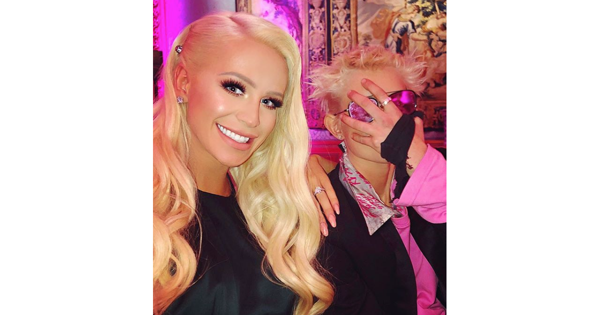 Gigi Gorgeous : La star transgenre s'est fiancée à sa chérie ...