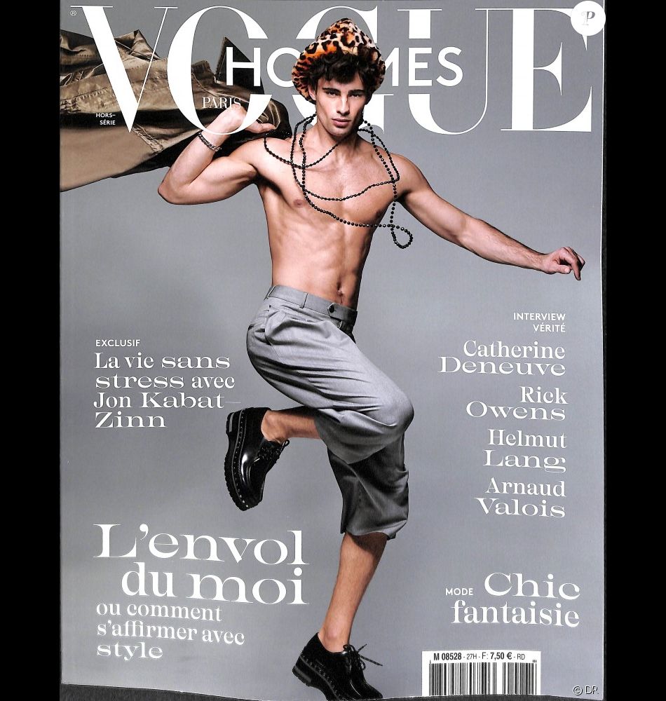 Vogue Hommes, en kiosques le 15 mars 2018. - Purepeople