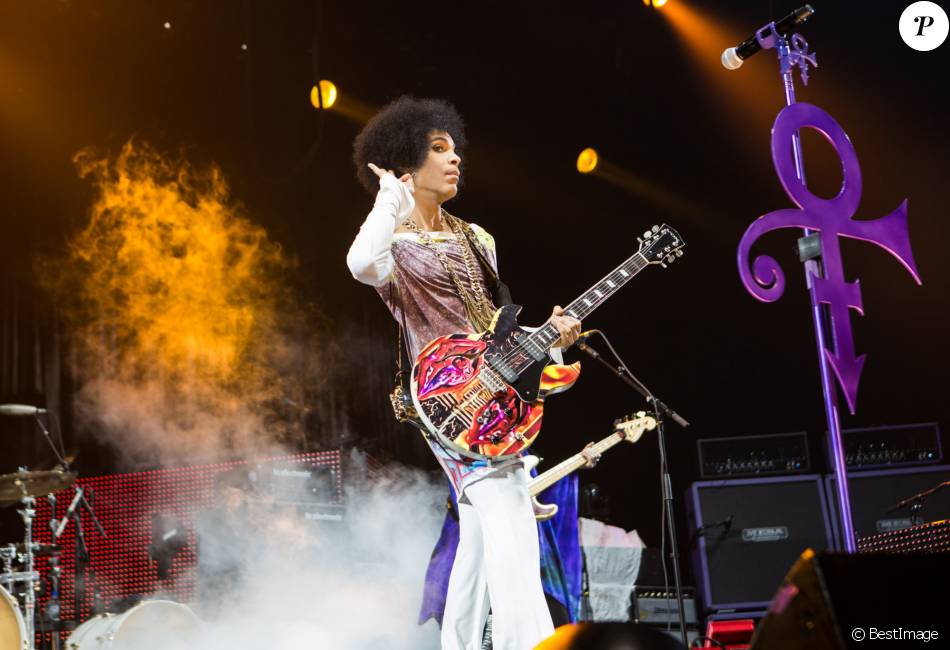 Le chanteur Prince en concert à Manchester. Le 16 mai 2014 - Purepeople