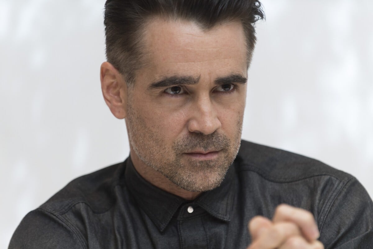 Photo : Colin Farrell en conférence de presse au Toronto International ...