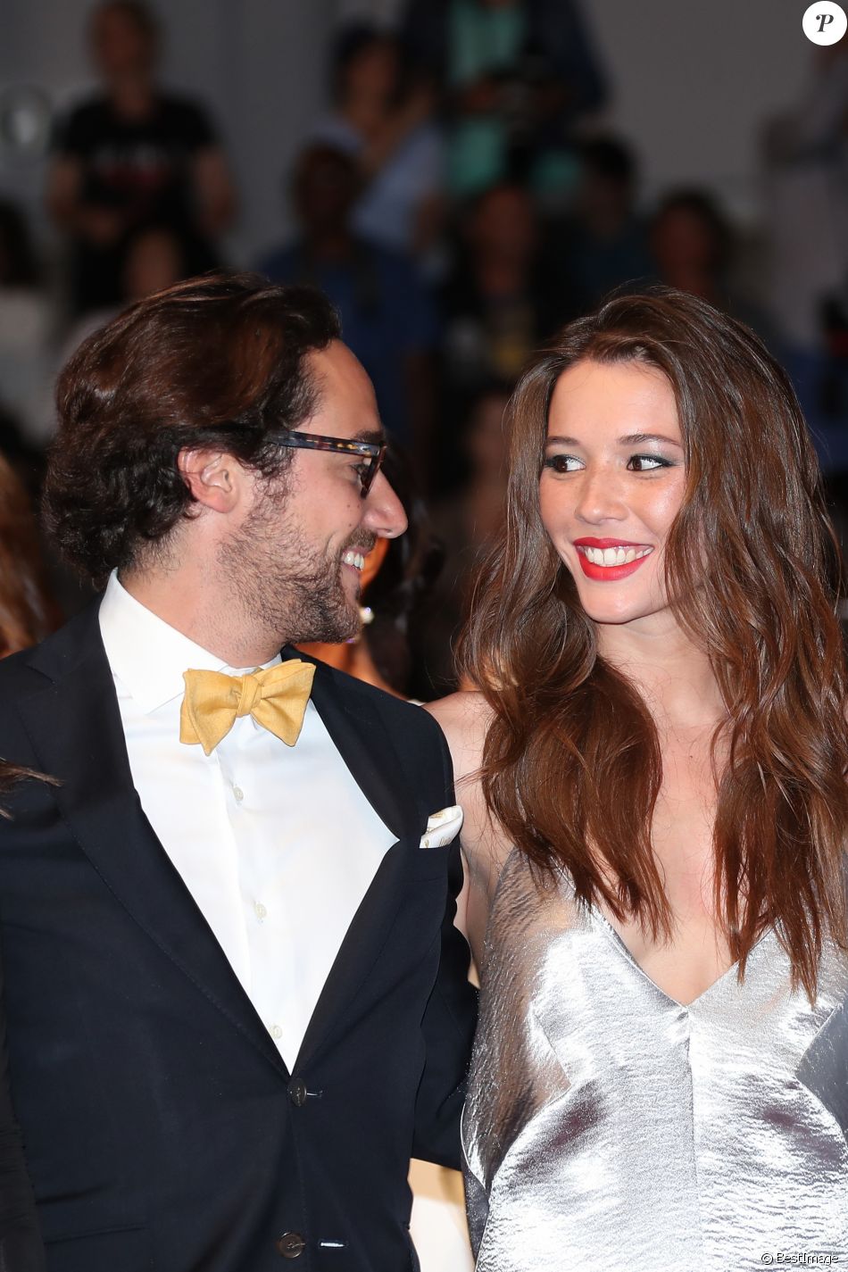 Thomas Hollande et sa compagne Emilie Broussouloux - Montée des marches ...