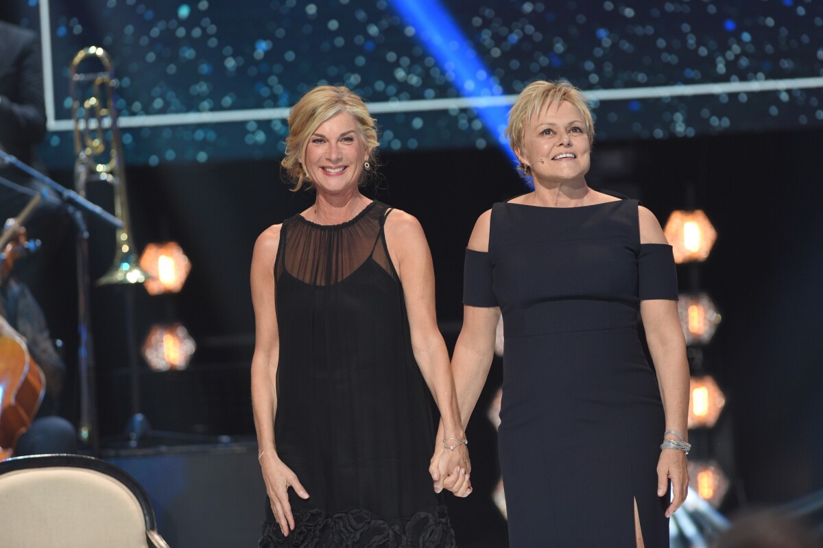 Photo : Exclusif - Michèle Laroque et Muriel Robin - Enregistrement de ...