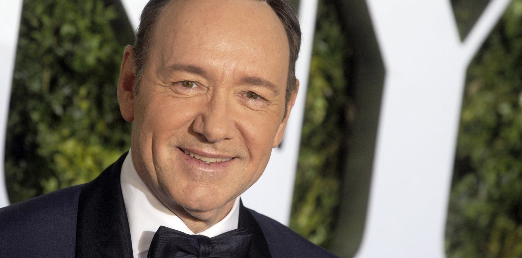 Kevin Spacey et ses "mains baladeuses" : Un acteur connu balance ...