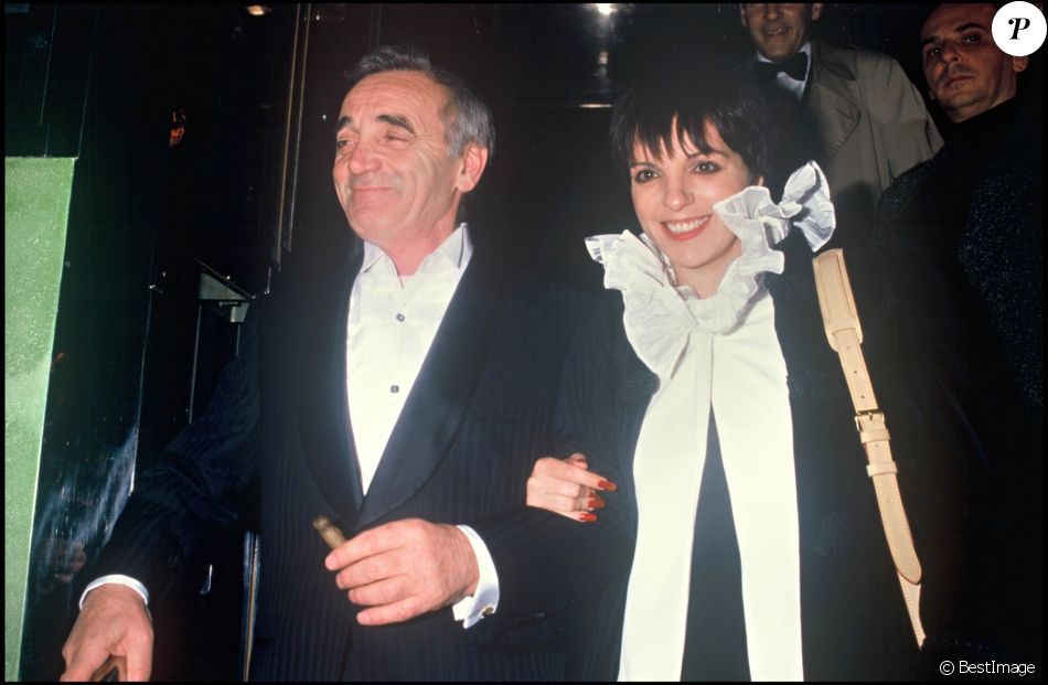 ARCHIVES - Charles Aznavour et Liza Minelli au Lido à Paris en 1987 ...