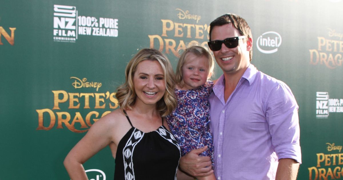 Beverley Ann Mitchell avec son mari Michael Cameron et sa fille Kenzie ...