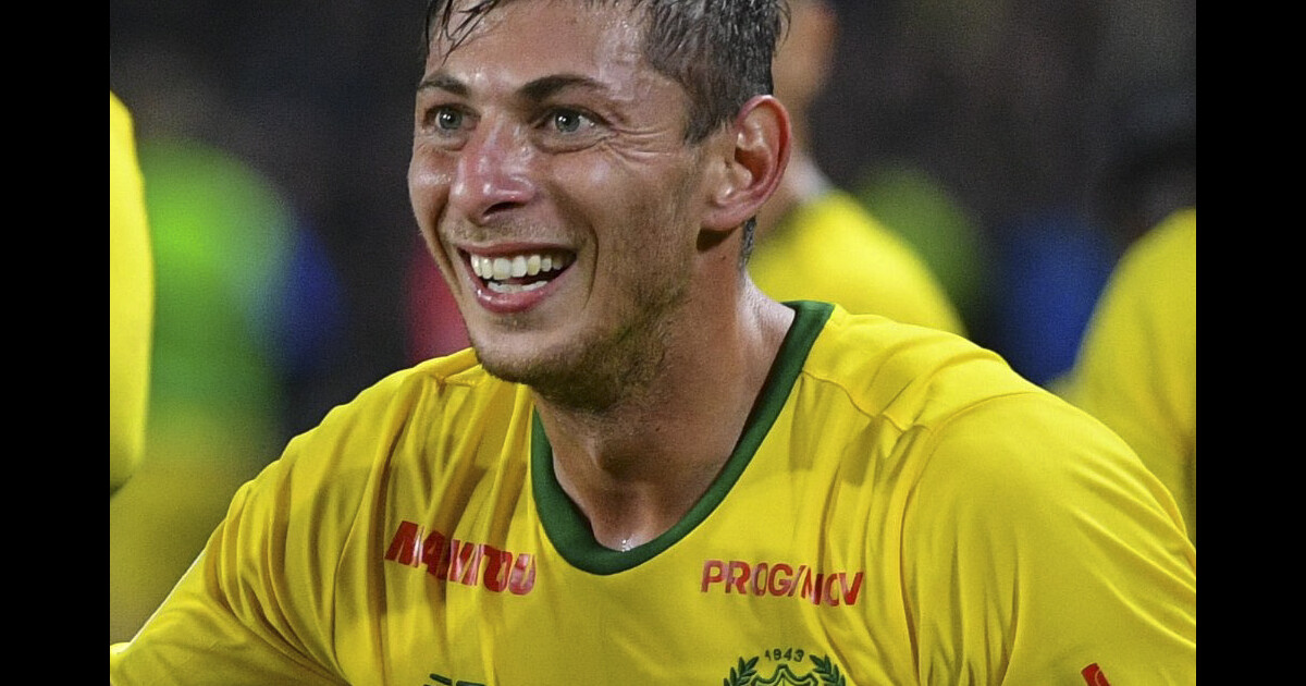 Emiliano Sala : Ses derniers messages glaçants avant sa disparition ...