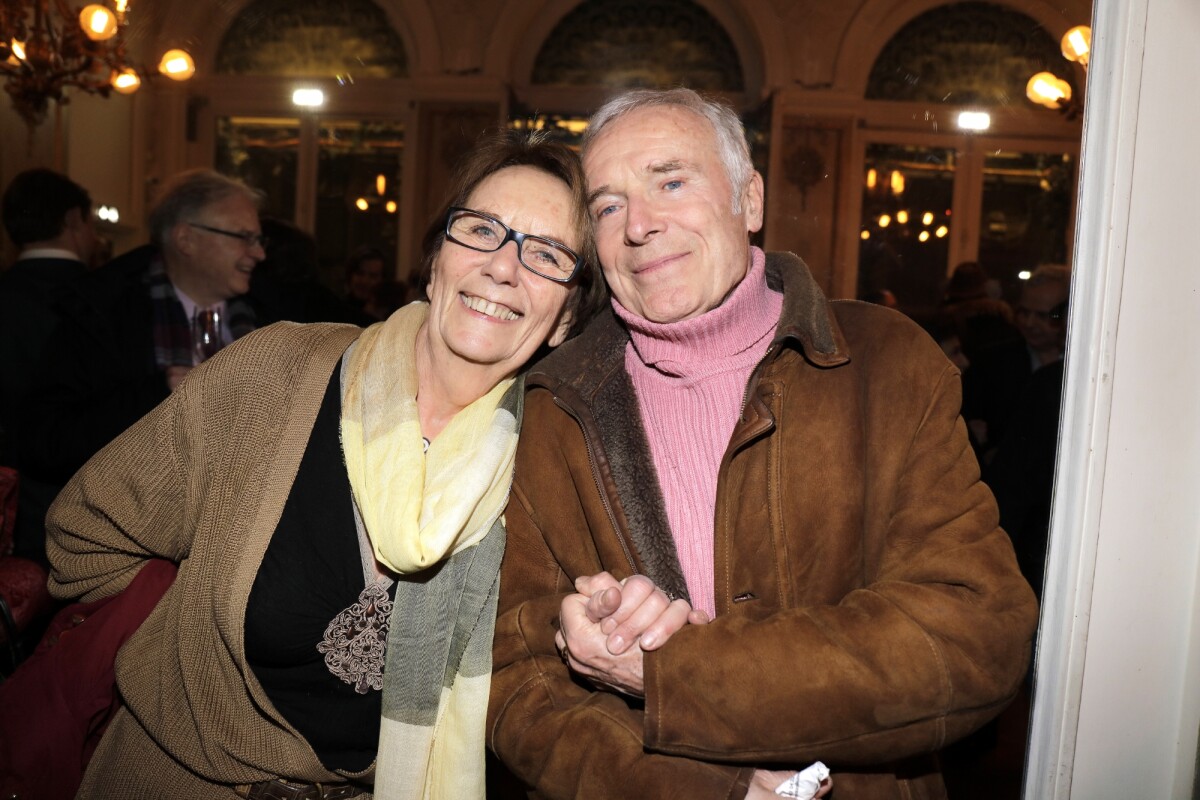 Photo : Exclusif - Pierre Douglas et sa femme - Première de la pièce ...