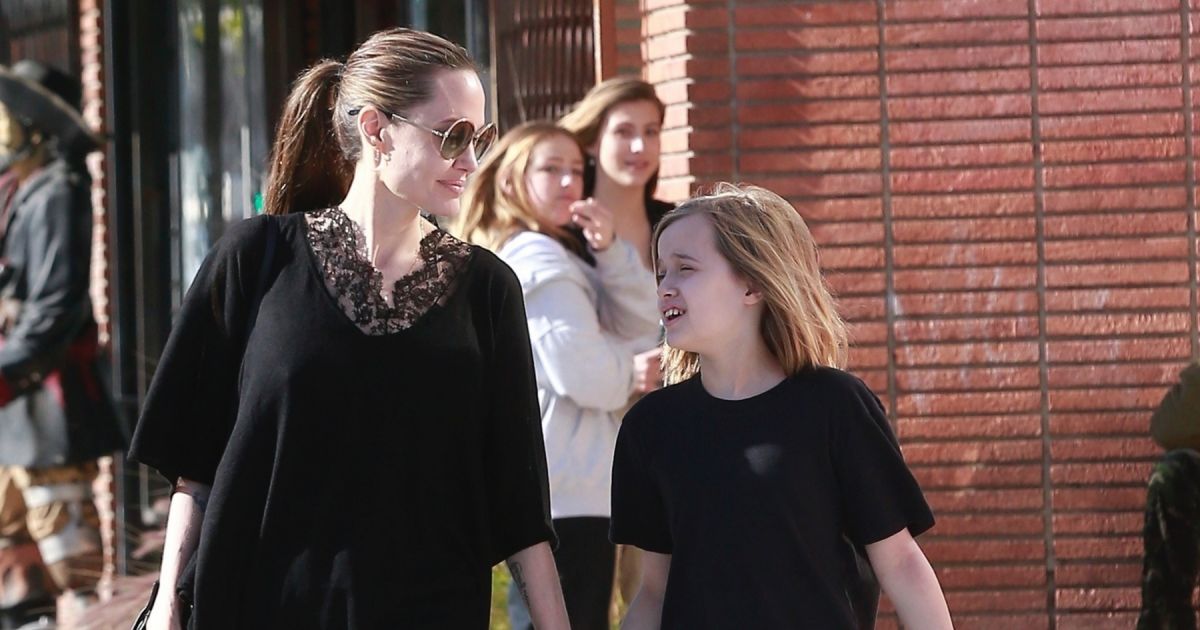 Angelina Jolie Et Sa Fille Vivienne Marcheline Jolie Pitt Sont Allées