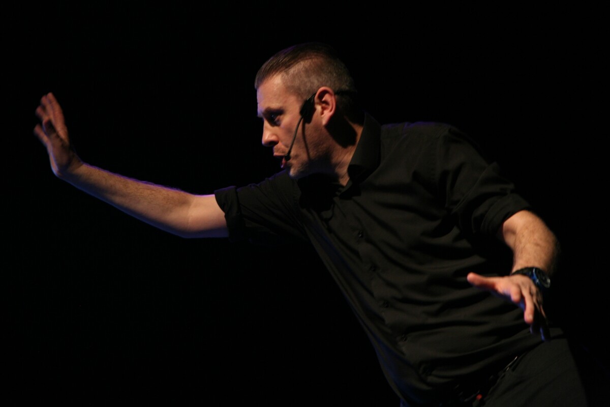 Photo : Exclusif - David Desclos dans Ecroué de rire dans la salle ...