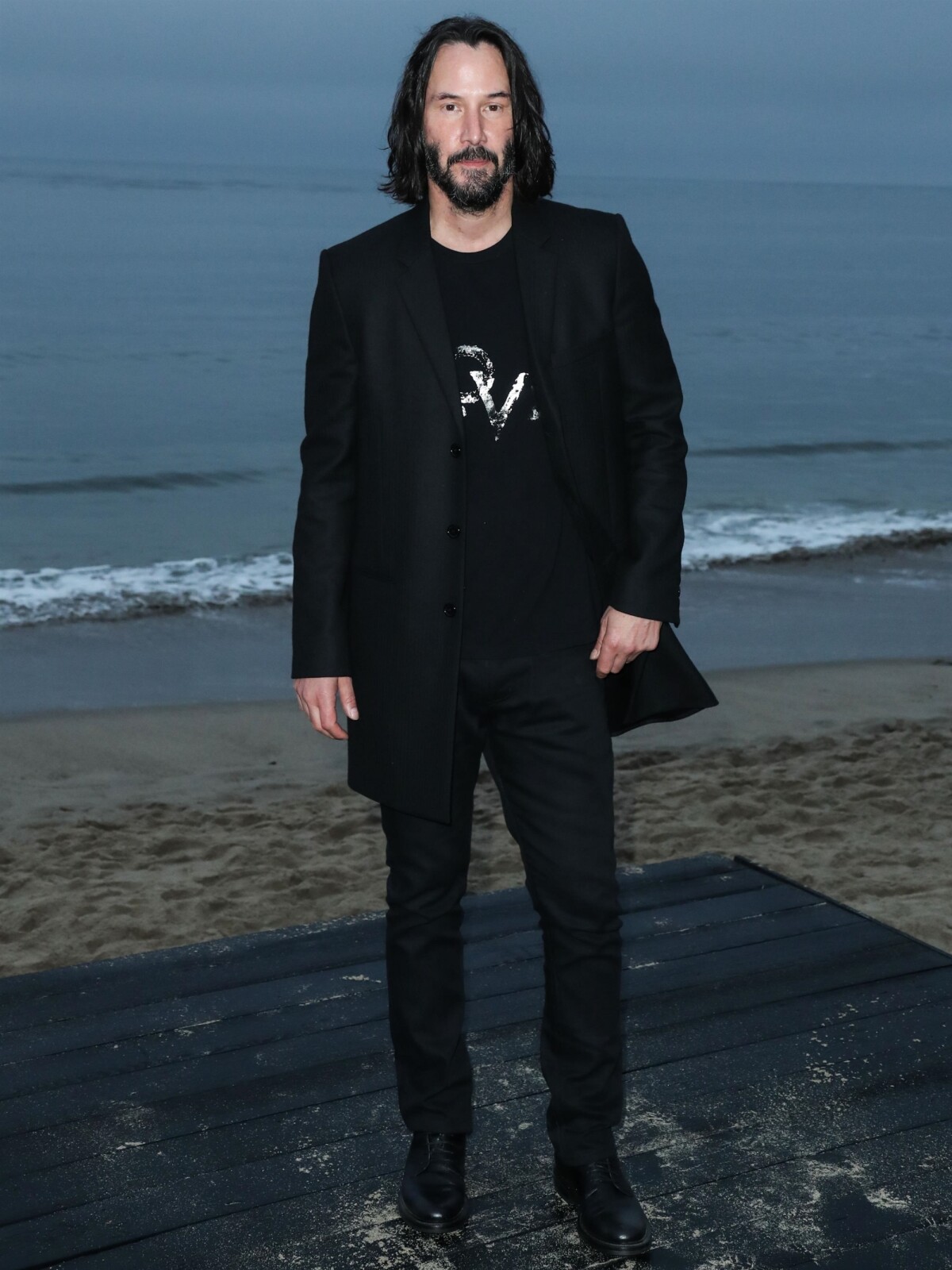 Photo : Keanu Reeves assiste au défilé Saint Laurent, collection homme ...