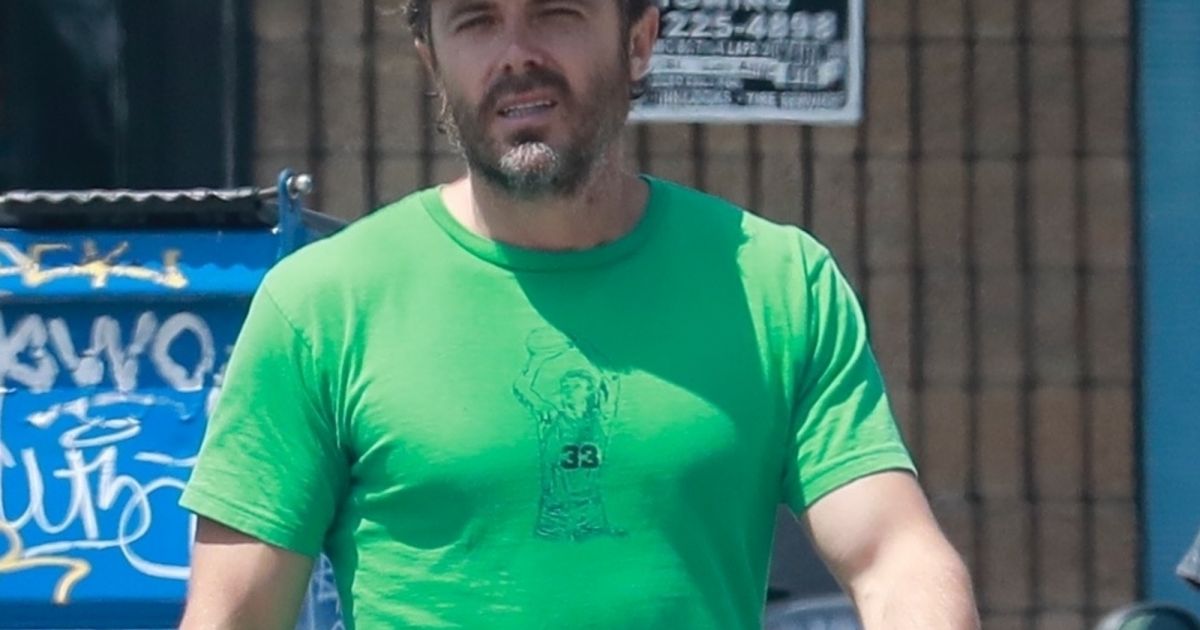 Exclusif - Casey Affleck est allé déjeuner avec ses fils Indiana et ...