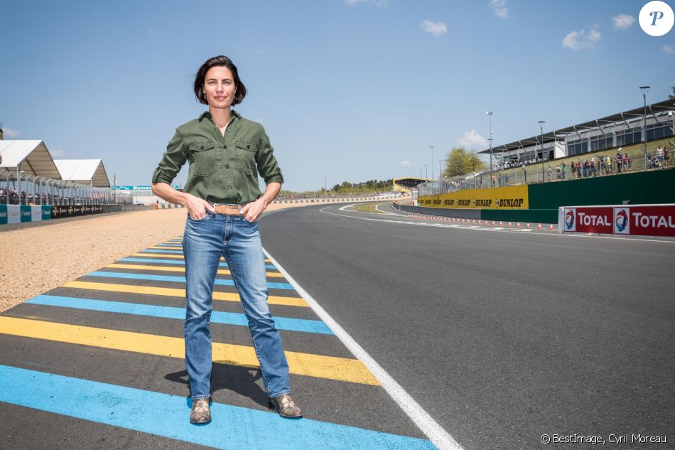 Exclusif - Alessandra Sublet, qui a récemment passé son permis Moto, a ...