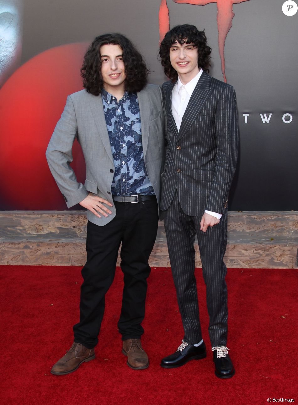 Nick et Finn Wolfhard à l'avant-première de Ça : Chapitre 2 au Regency ...