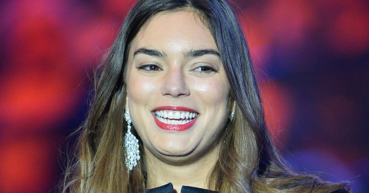 Alma (Alexandra Maquet - Chanteuse France pour l'Eurovision 2017) lors ...
