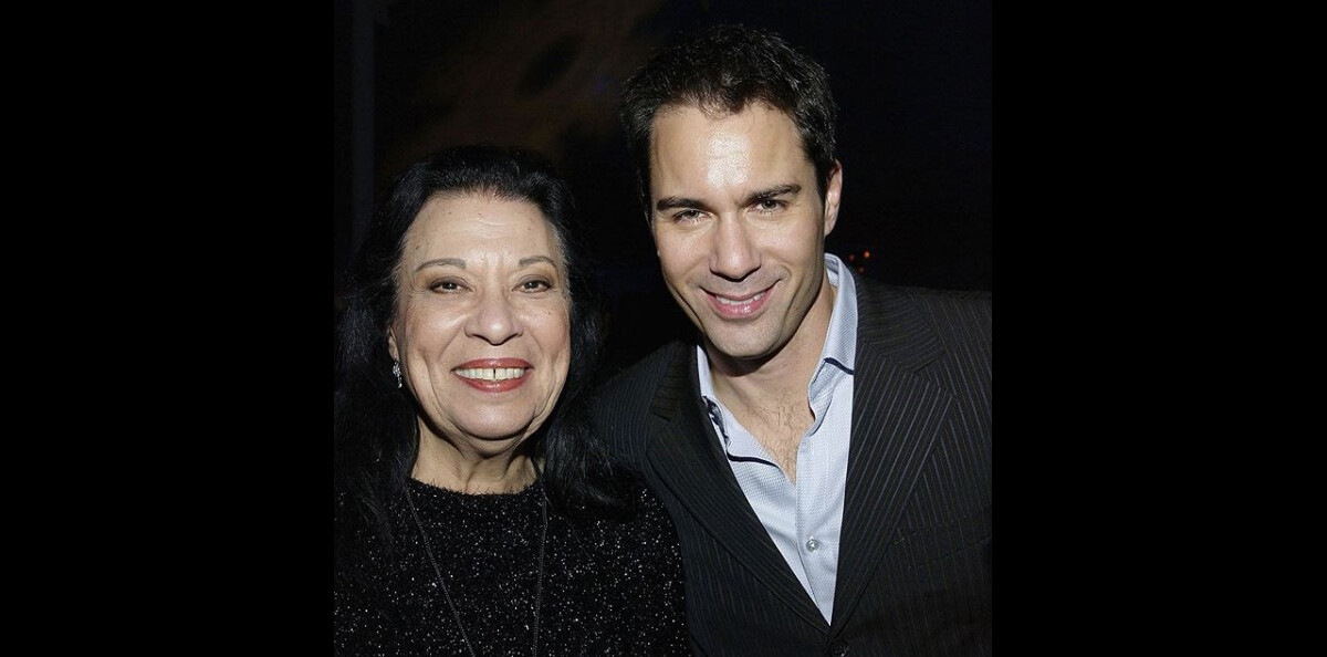 Photo : Eric McCormack rend hommage à Shelley Morrison sur Instagram ...