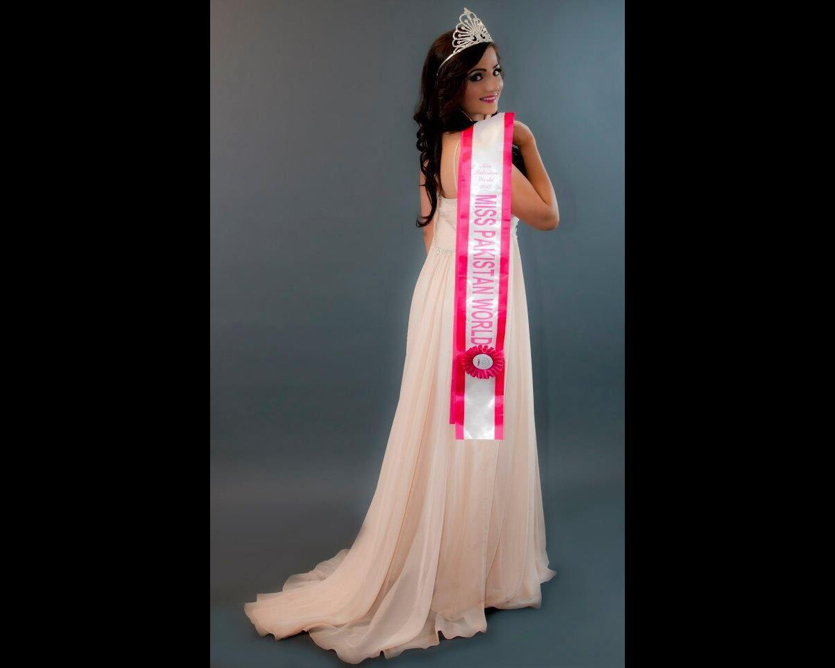 Photo : Zanib Naveed, ancienne Miss Pakistan USA, est morte le 1er ...
