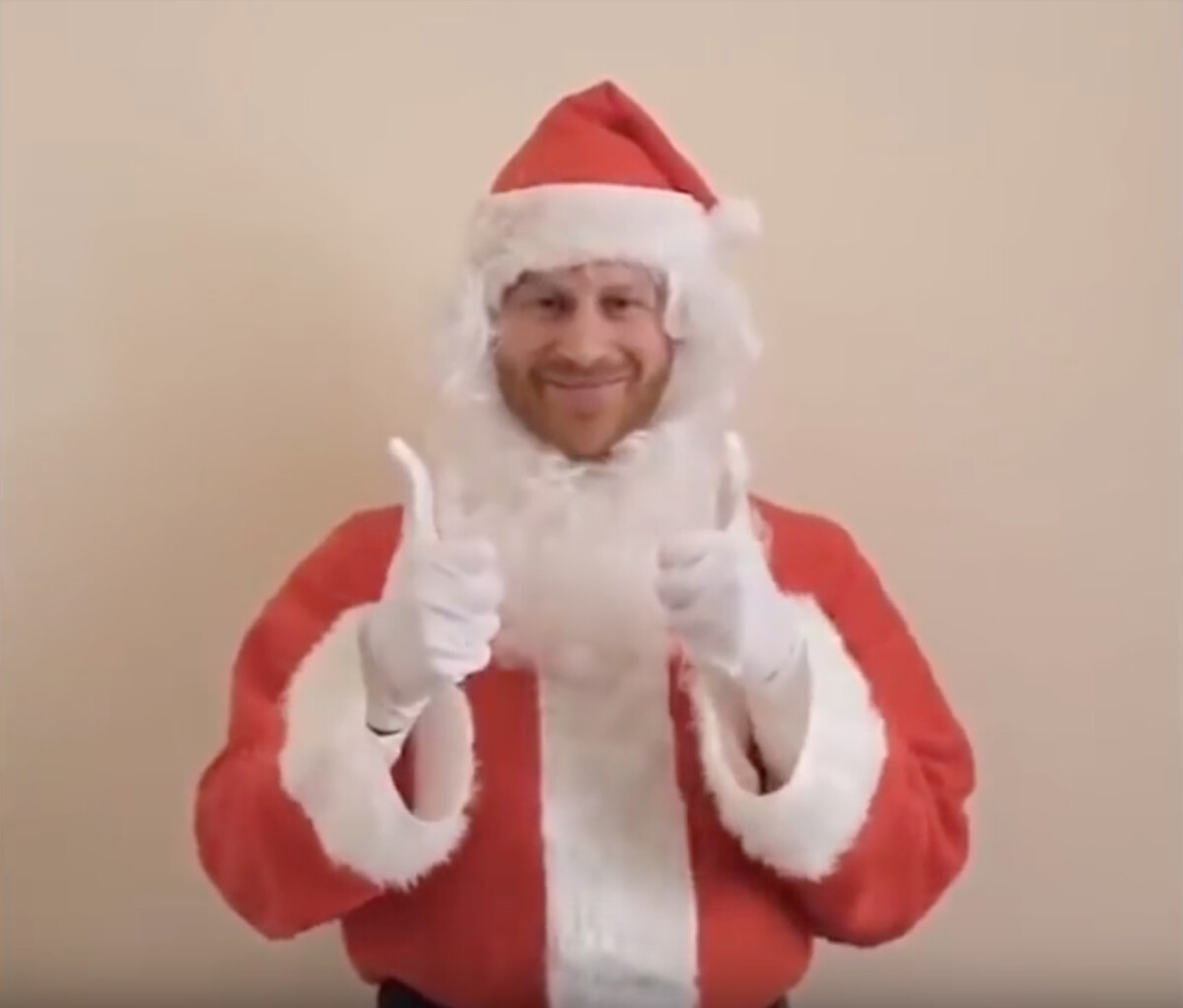 Vidéo : Le Prince Harry souhaite un joyeux Noël aux enfants des soldats ...
