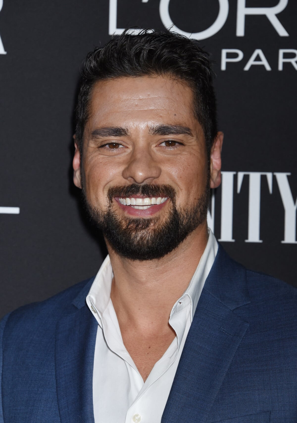 Photo : J.R. Ramirez à la soirée "Vanity Fair and L'Oreal Paris ...