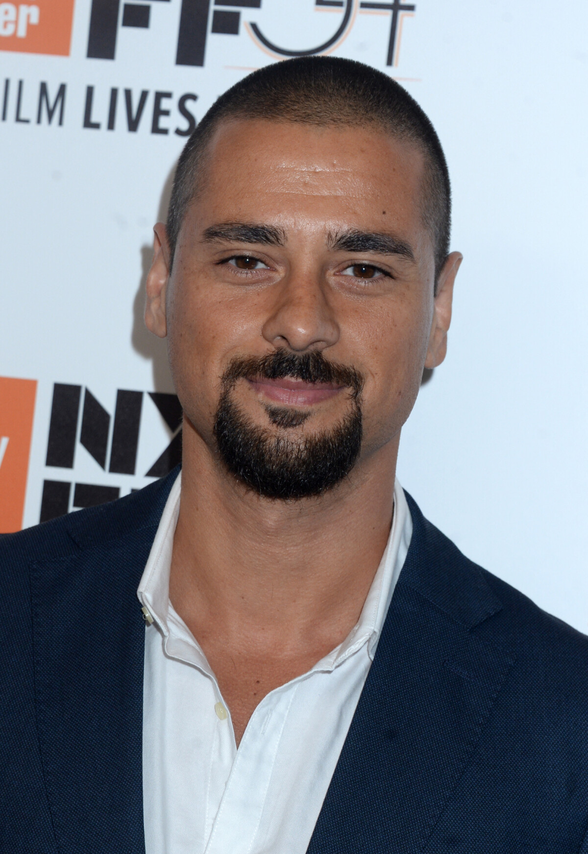 Photo : J.R. Ramirez assiste au 54e Festival de New York Film, au ...