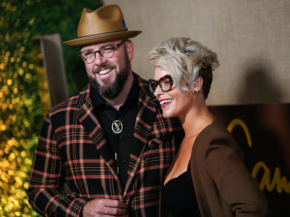 Photo : Chris Sullivan et Rachel Sullivan à la première de la série HBO ...