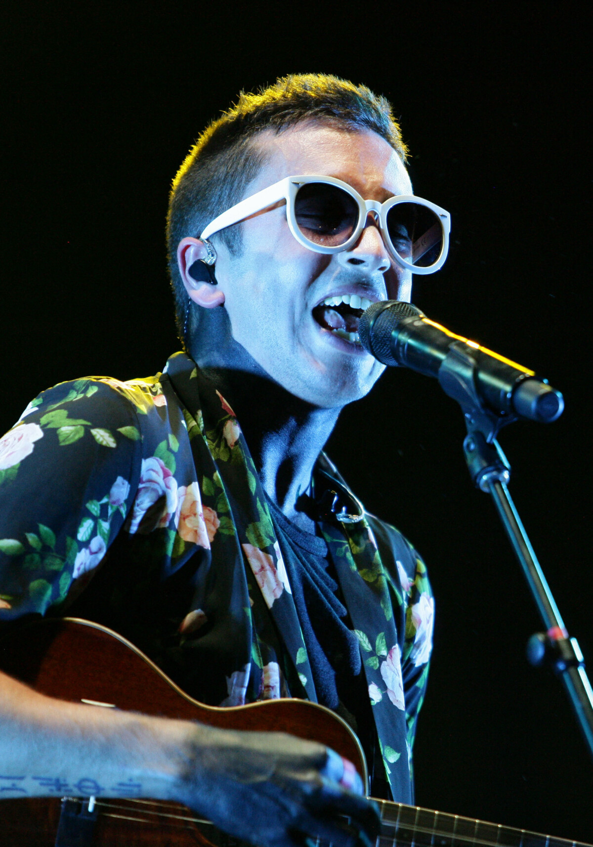 Photo : Tyler Joseph sur la scène du Festival "Life Is Beautiful". Las ...