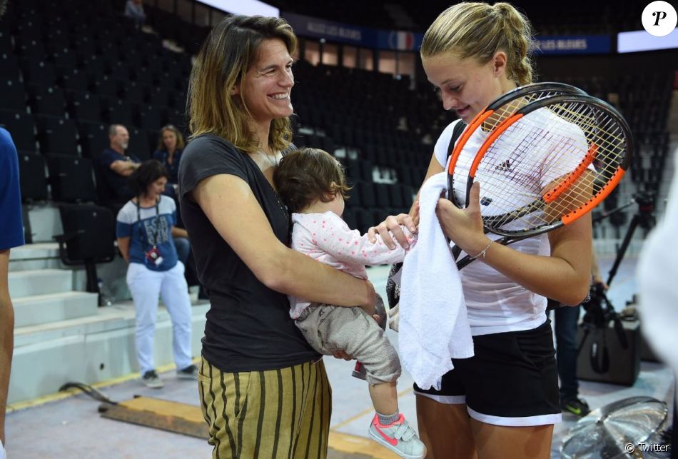 Amélie Mauresmo avec sa fille Ayla et Kristina Mladenovic à Aix-en ...