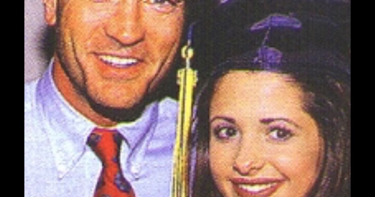 Sarah Michelle Gellar rend hommage à John Callahan sur Instagram. Le 29 ...