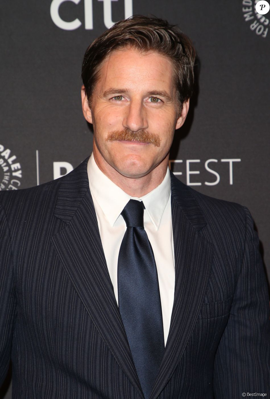 Sam Jaeger lors du photocall de la soirée 11th Annual PaleyFest Fall TV Previews à Los Angeles ...